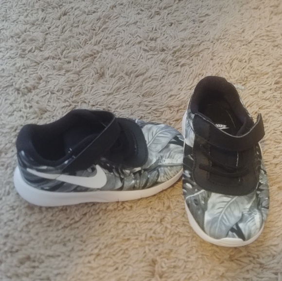 Nike | Shoes | 7c Nike | Poshmark